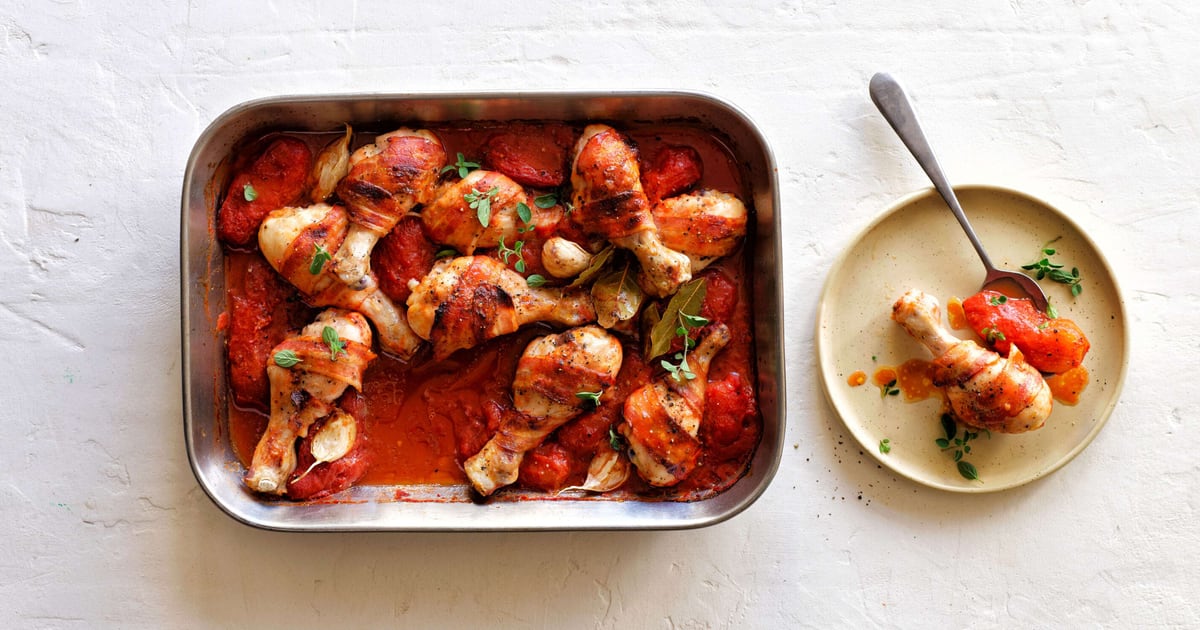 Pollo al sugo | Ricetta
