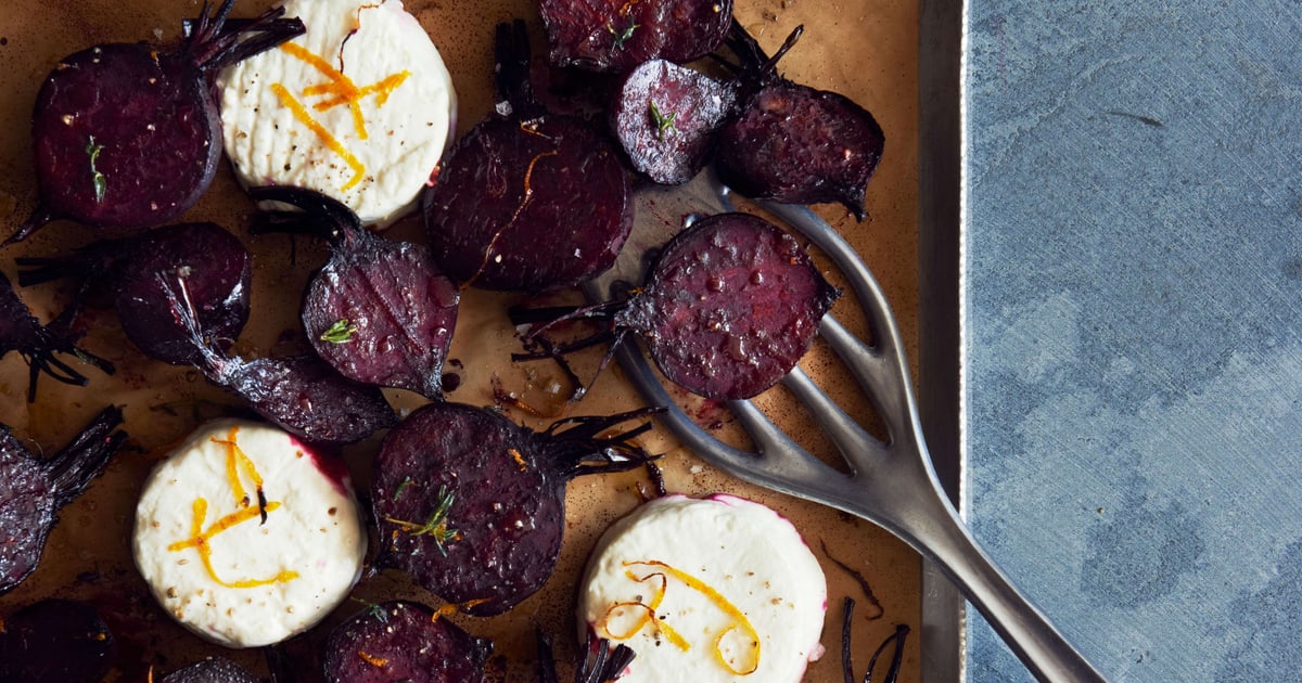 Betteraves rouges rôties avec fromage de chèvre et miel de fleur d ...