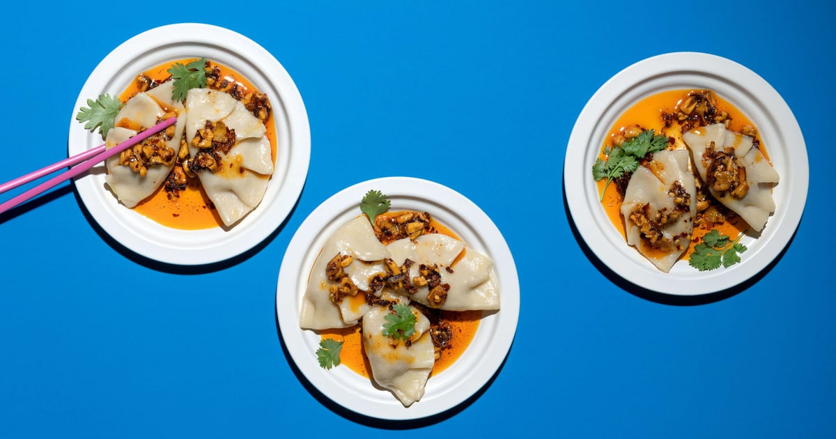 Wan Tan mit Hackfleisch und Chili-Crunch | Rezept