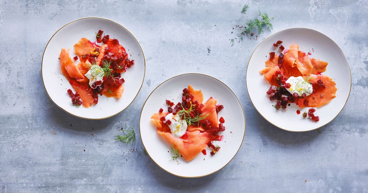 Saumon fumé avec betterave rouge et mousse à l'orange | Migusto