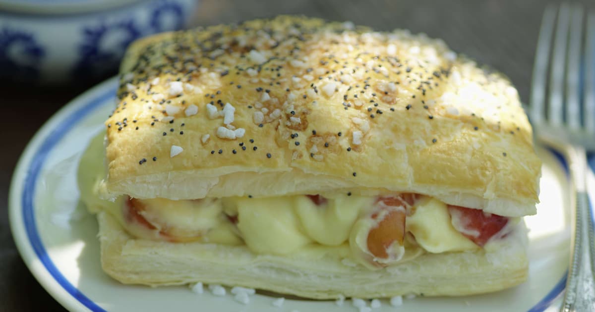 Feuilleté à la crème aux cerises | Recette