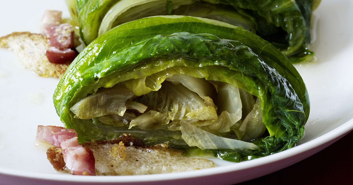 Lattich mit Speckcroûtons | Migusto