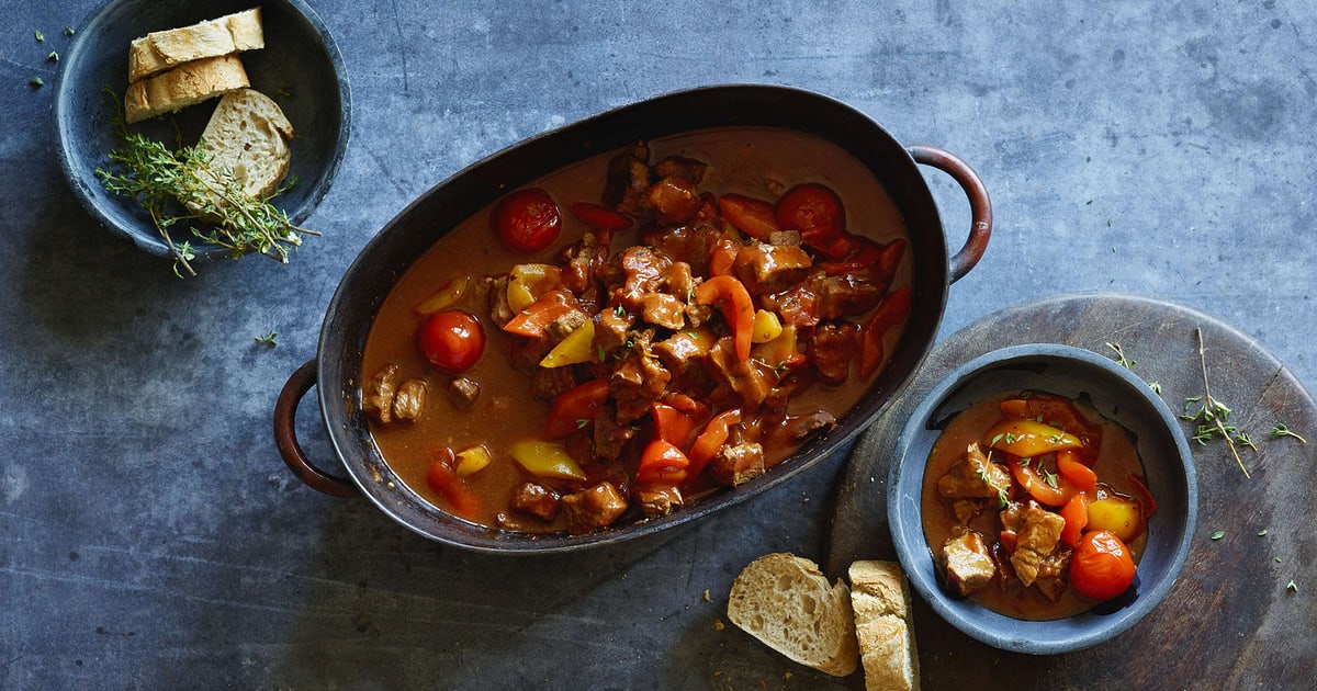 Rindsragout mit Peperoni | Rezept
