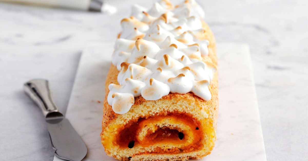 Roulade aux fruits de la passion avec meringues | Recette