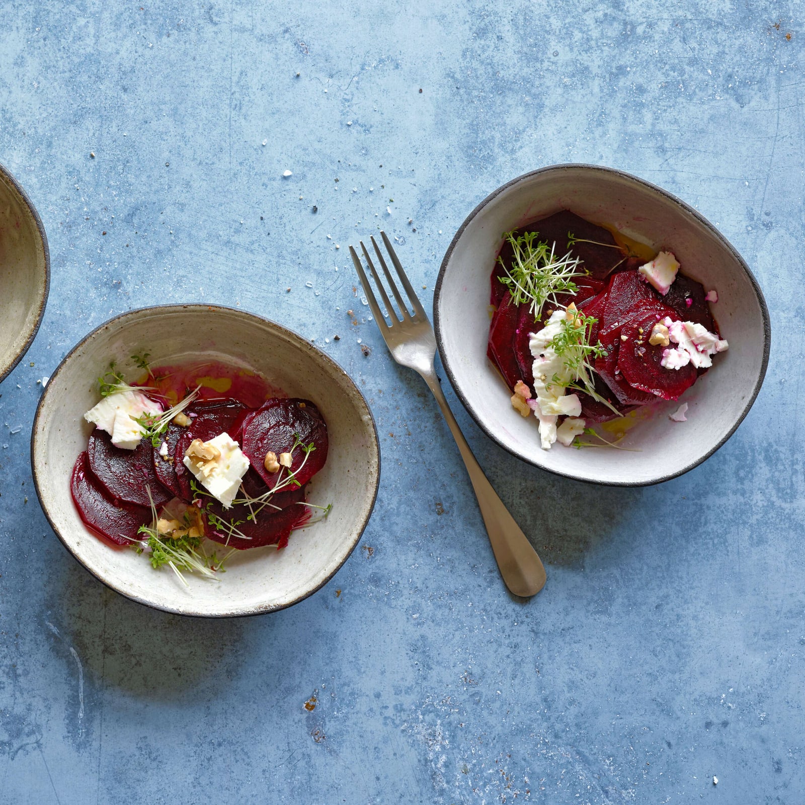 Betterave rouge aux pois chiches et aux noix | Recette