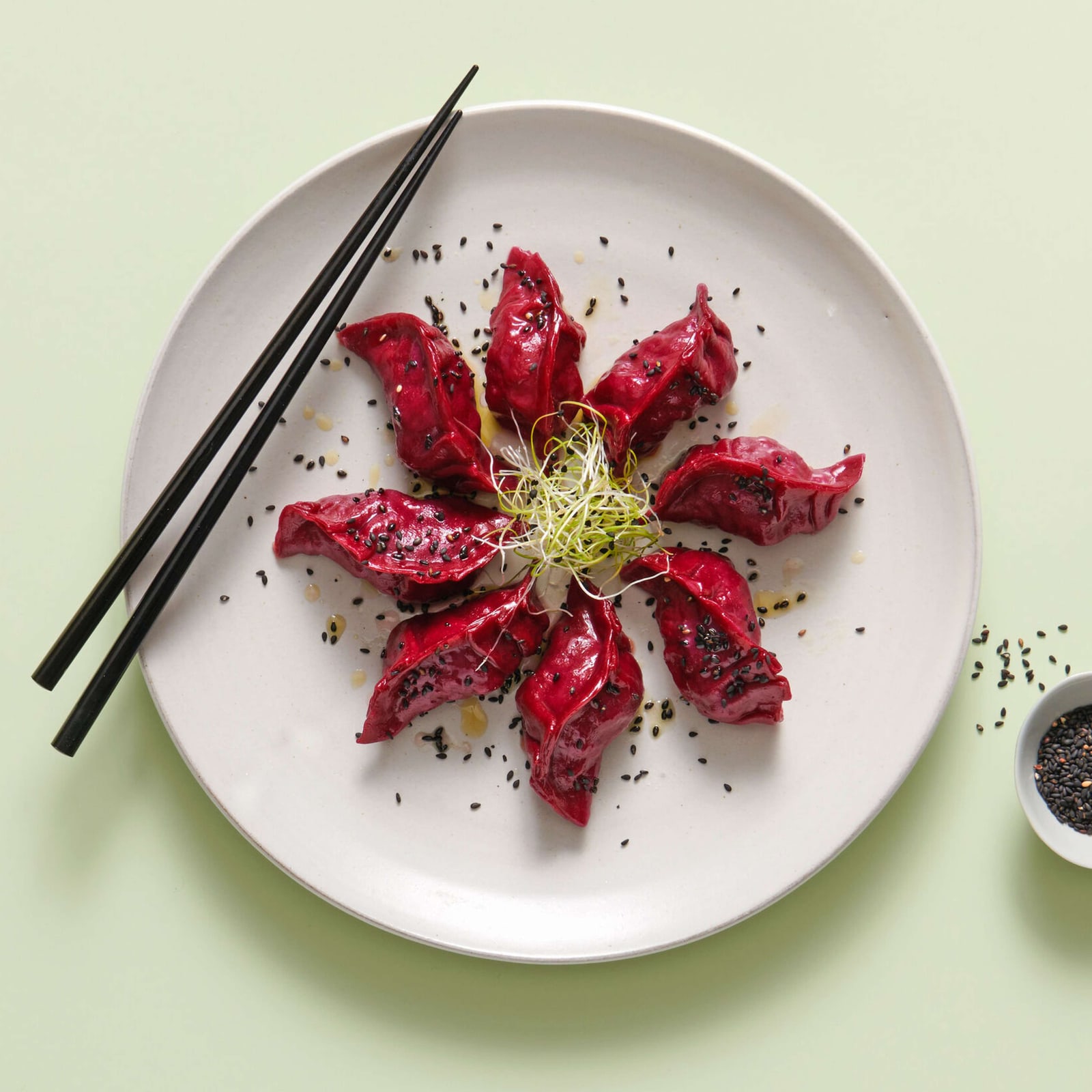 Orange Momos mit Hackfleischfüllung | Rezept