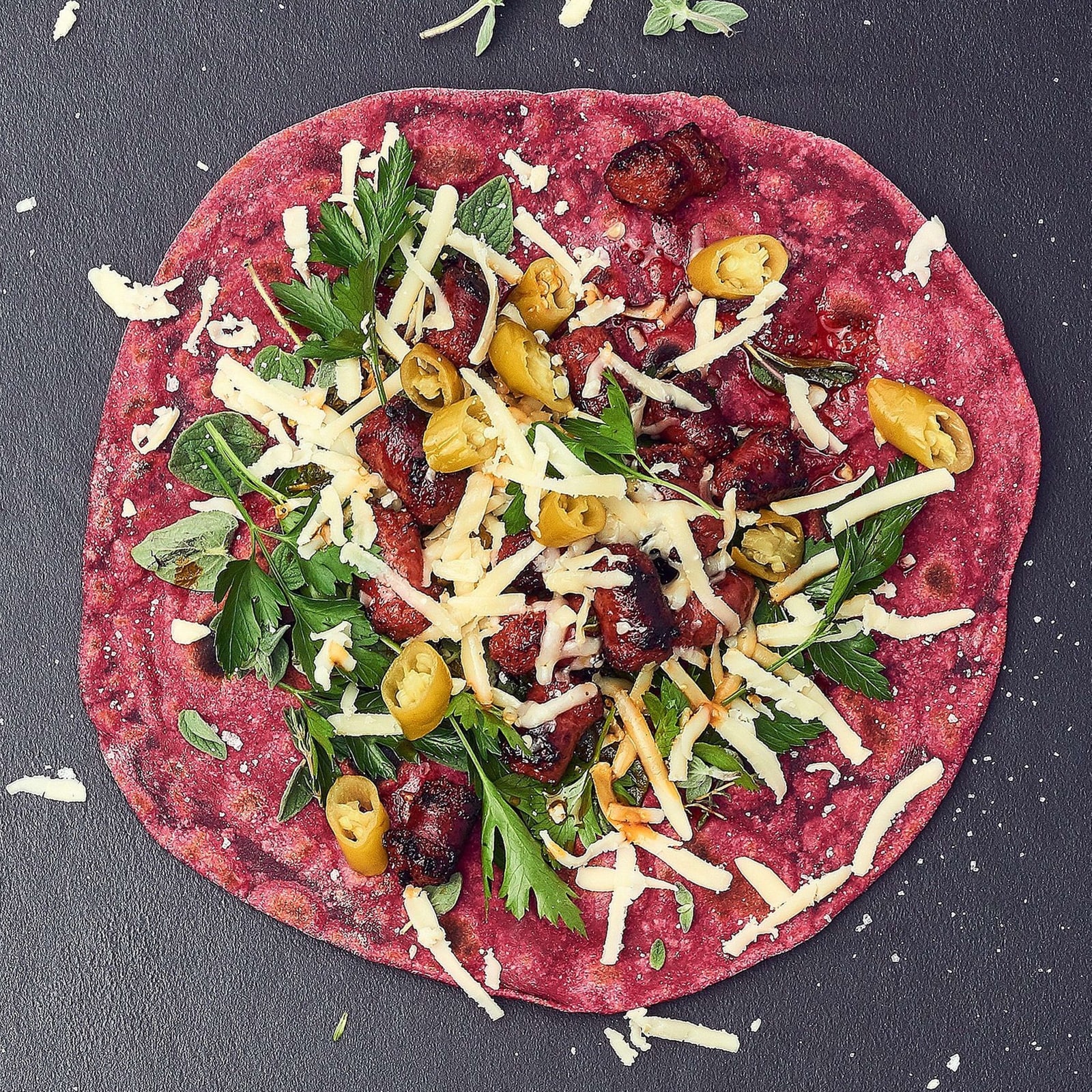 Orange Tortilla mit Poulet und Mozzarella | Rezept