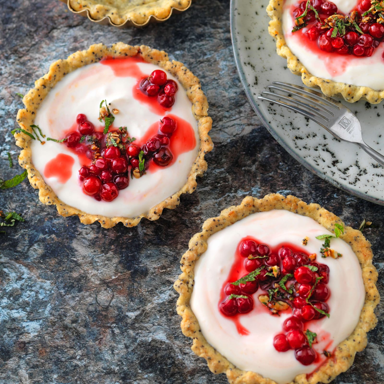 Tarte aux groseilles rouges et au mascarpone | Migusto