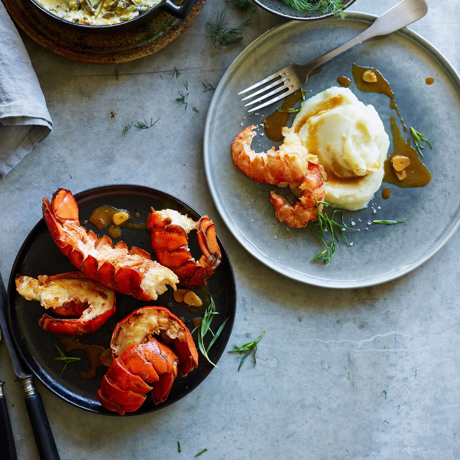 Queue de homard au four avec beurre à l'estragon | Migusto