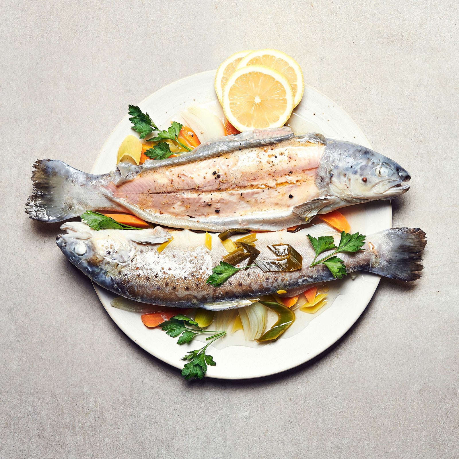 Forelle im Gemüse-Weisswein-Sud | Rezept