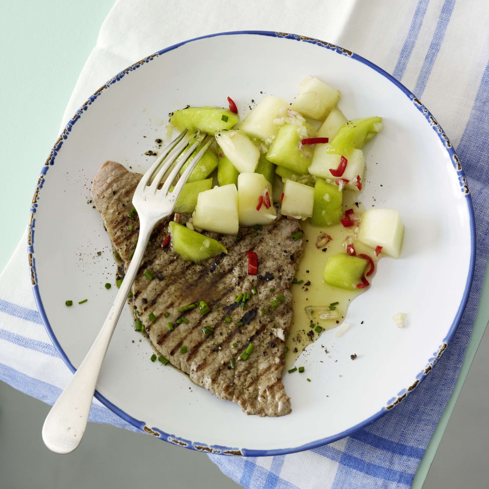 Kalbspaillard mit Papaya-Zitronen-Salsa | Migusto