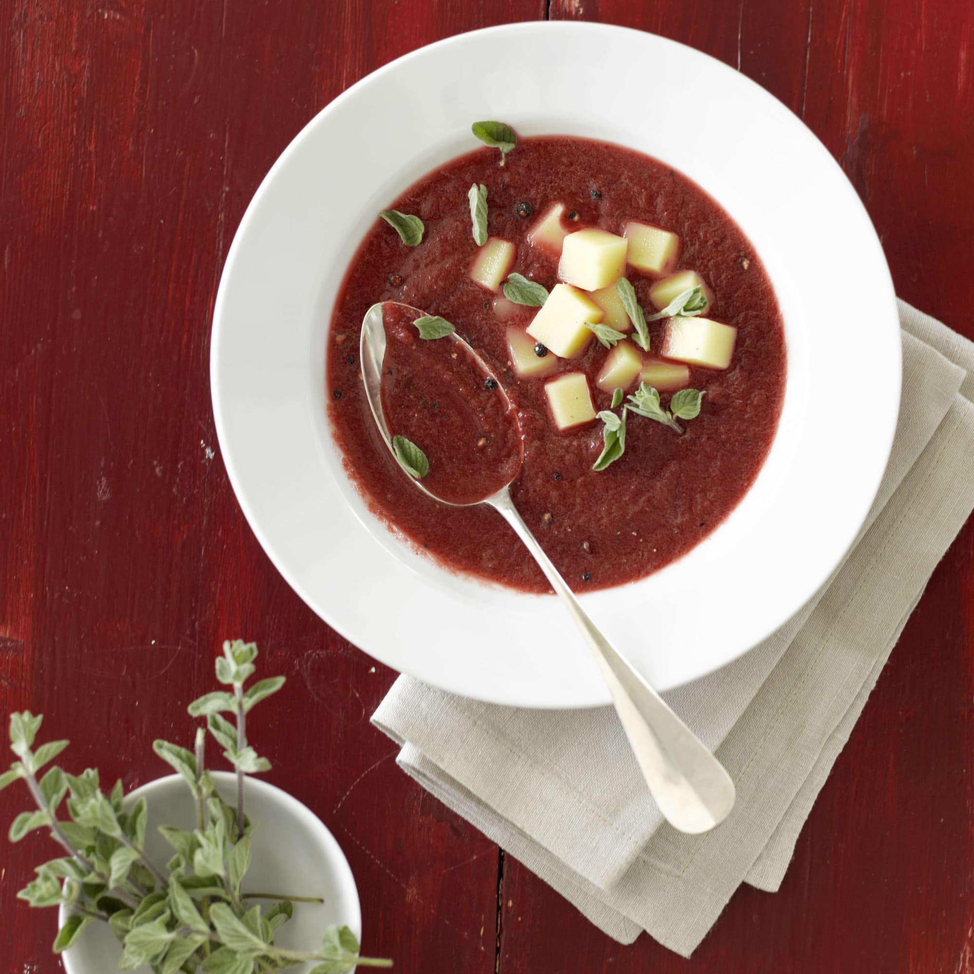 Velouté de betteraves rouges au raifort | Migusto