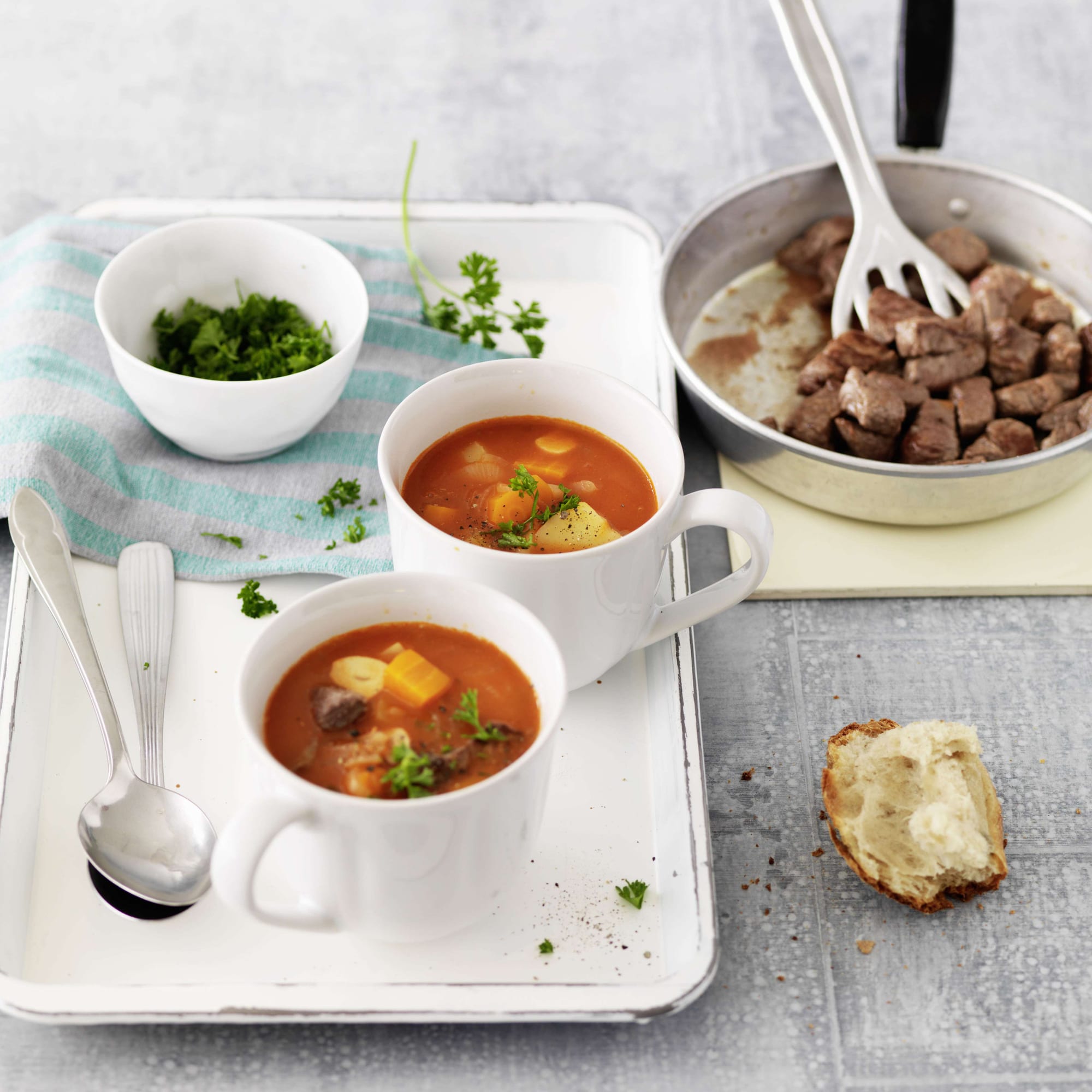 Schnelle Gulaschsuppe | Migusto