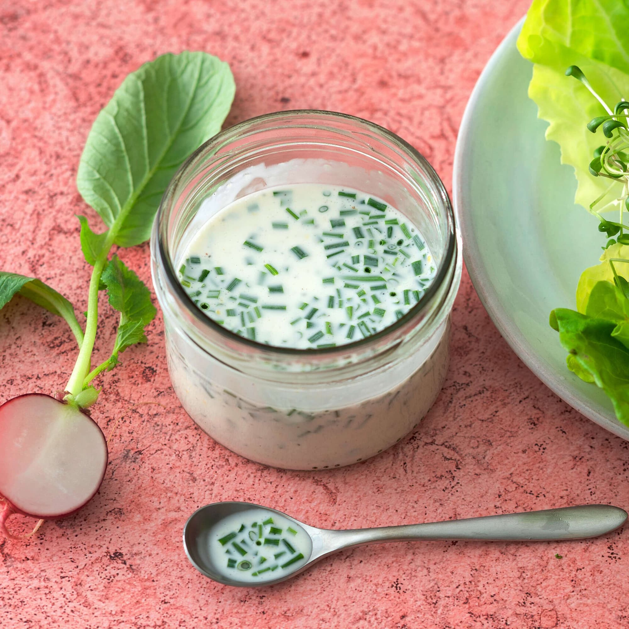 Salsa di yogurt alle erbe aromatiche | Migusto