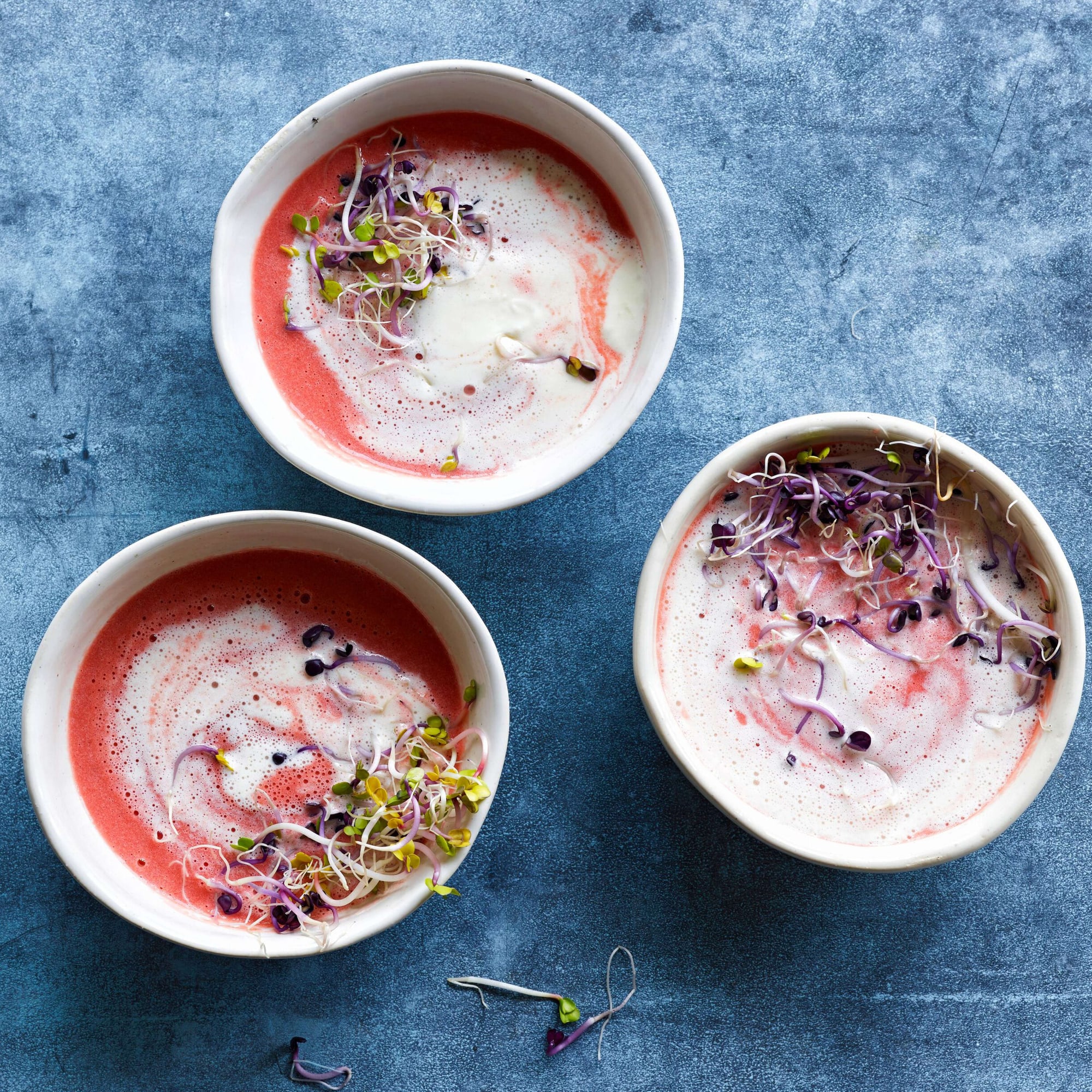 Soupe de betterave rouge avec pickles | Recette