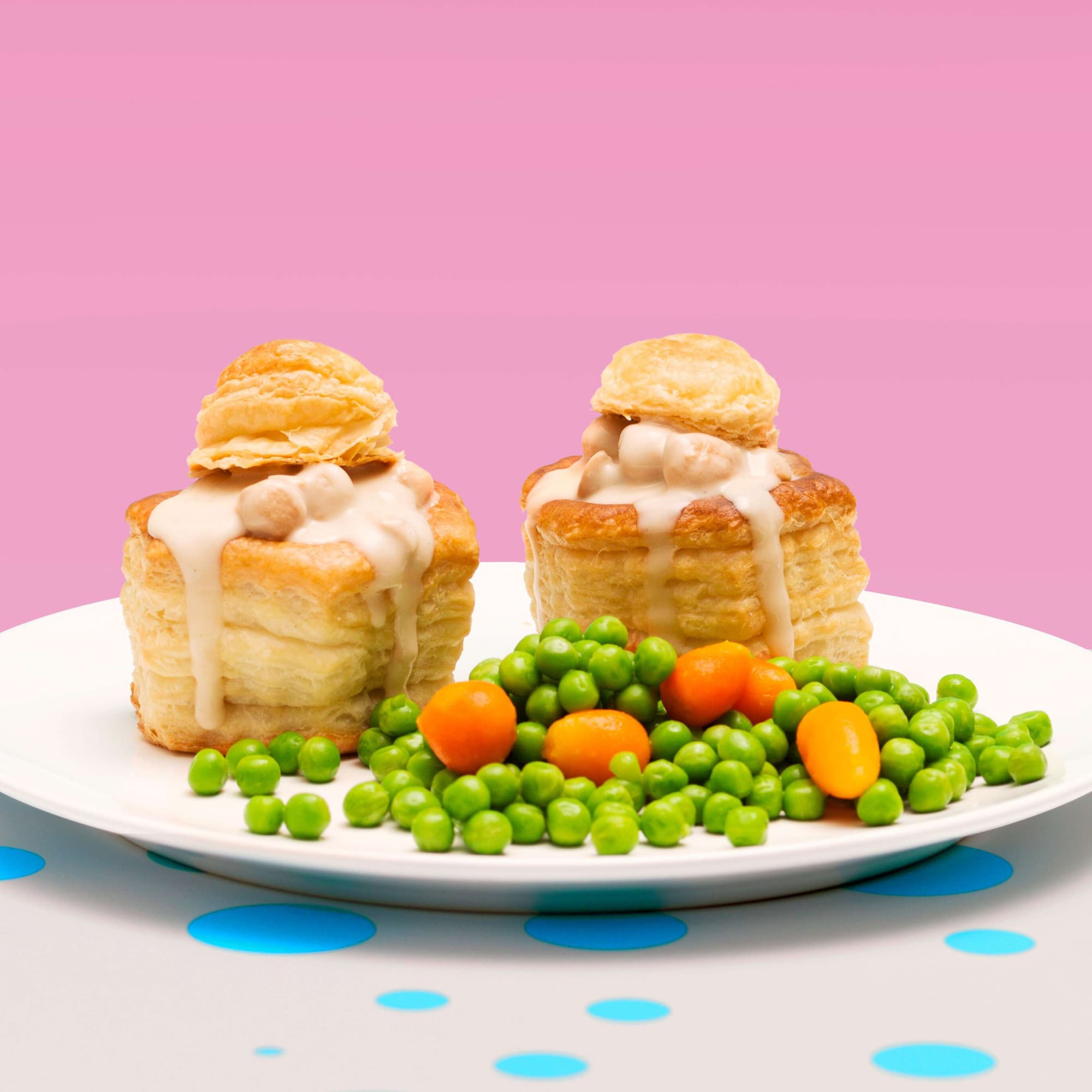 Pastetli mit Poulet und Erbsen | Rezept