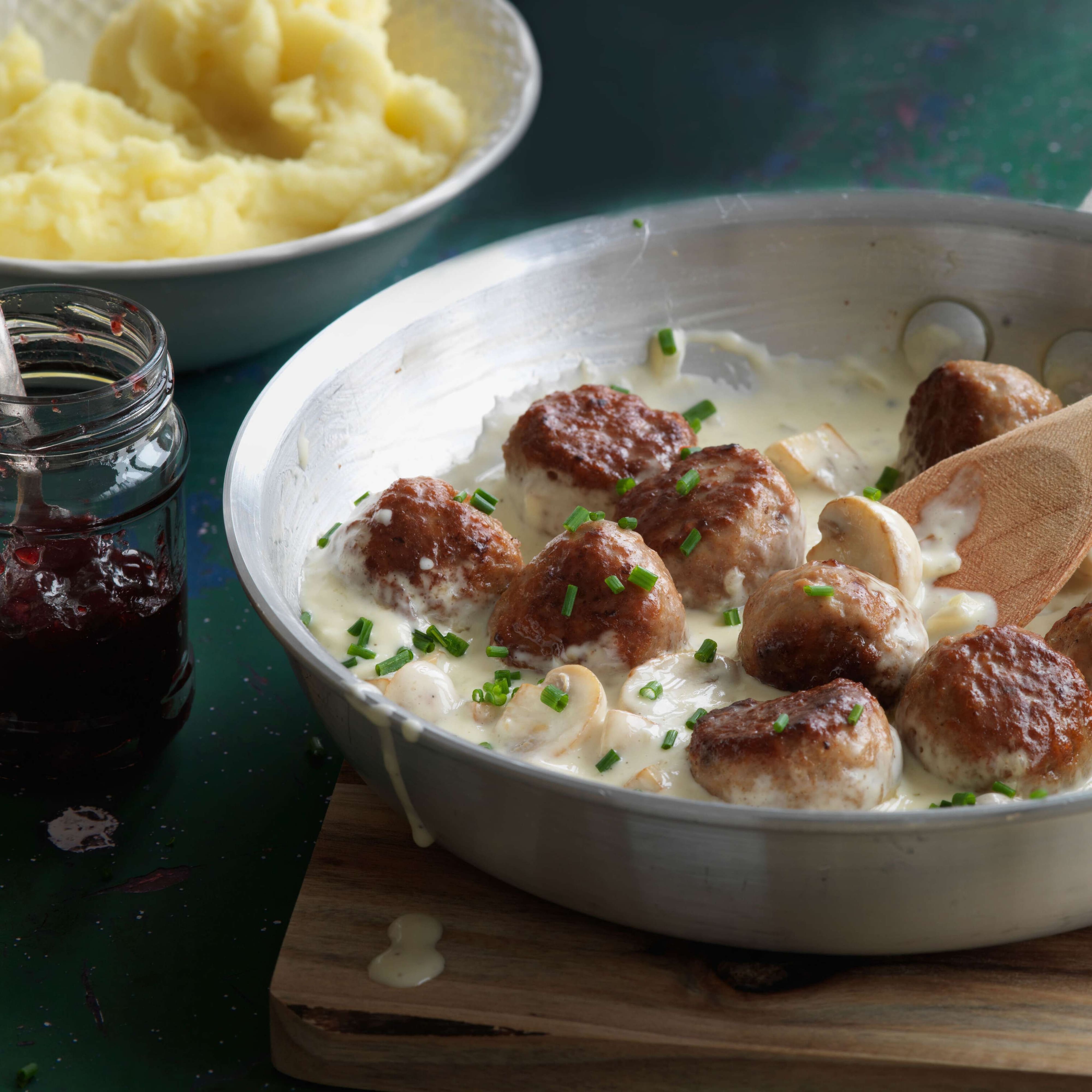 Pastetli mit Brätkügeli | Rezept