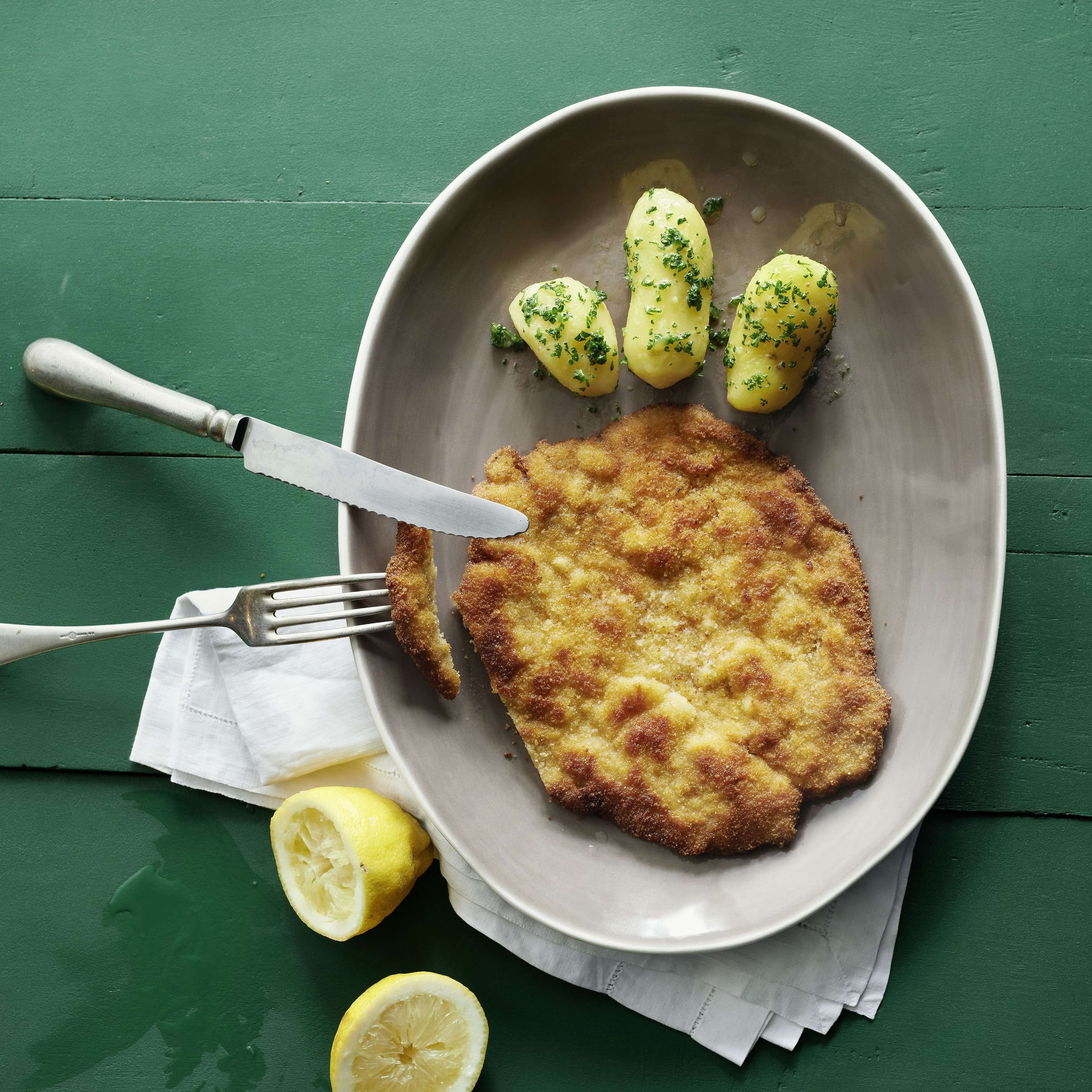 Kalbsschnitzel mit Zucchetti | Migusto