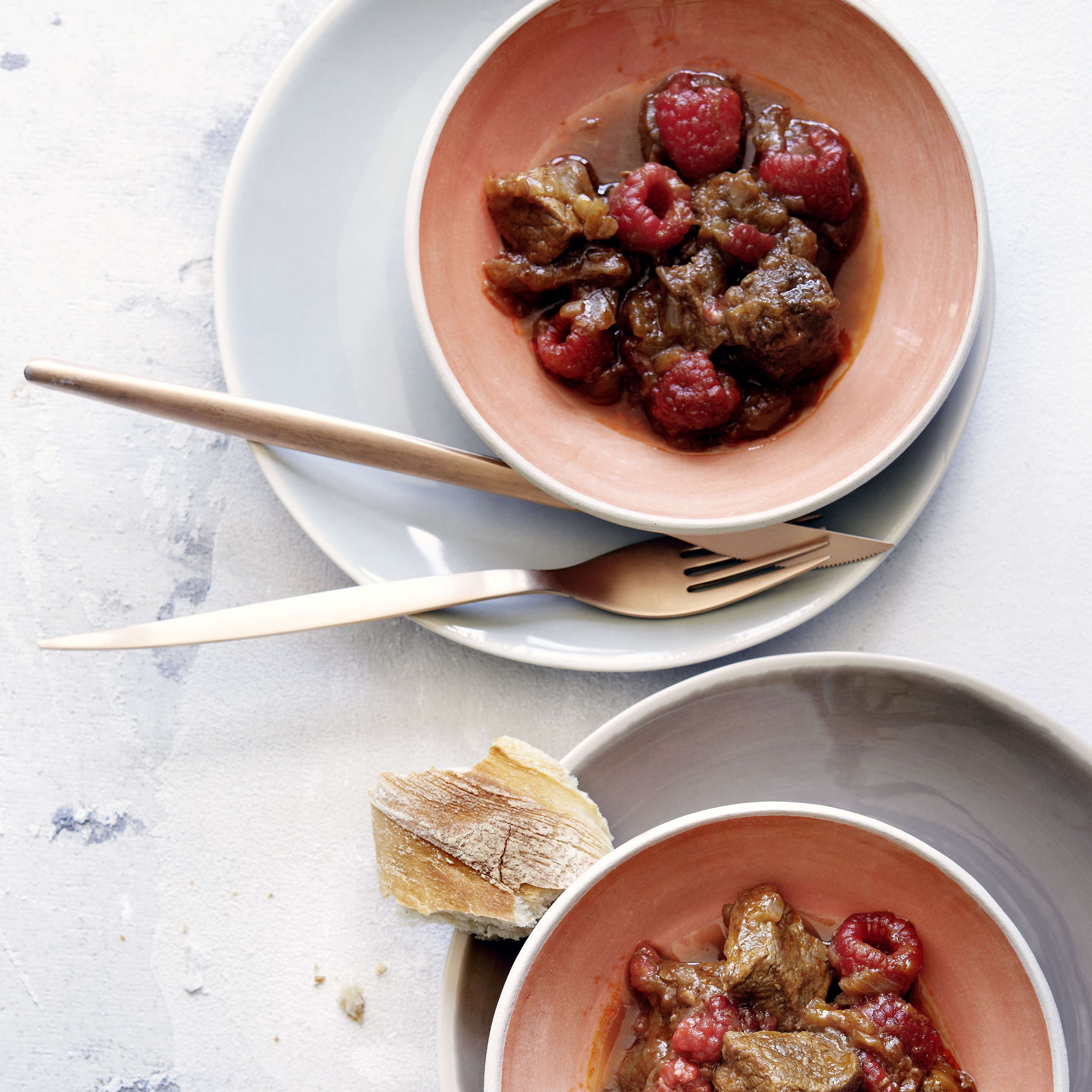 Rindsragout mit Rotweinsauce | Rezept