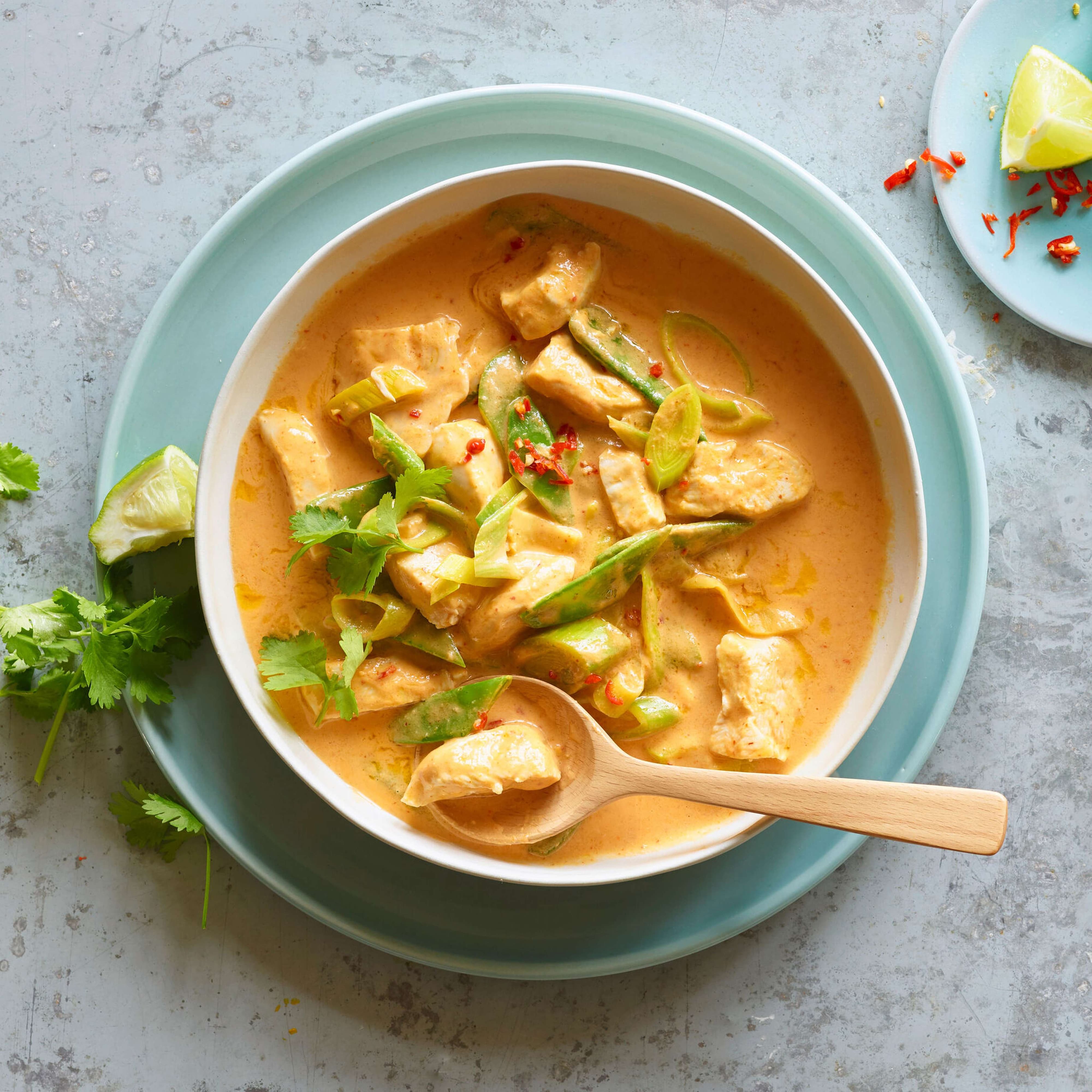 Curry vert thaï au poulet | Recette