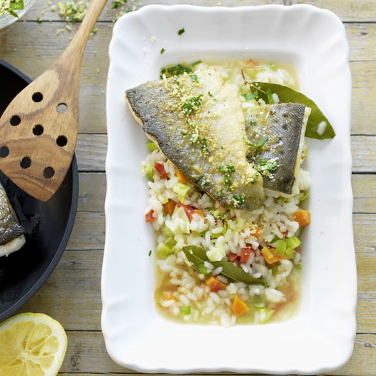 Bachforellen-Saltimbocca auf Karottenrisotto | Rezept