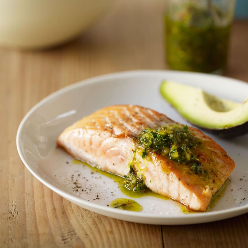 Filet d’omble chevalier sur poireaux au citron vert | Migusto