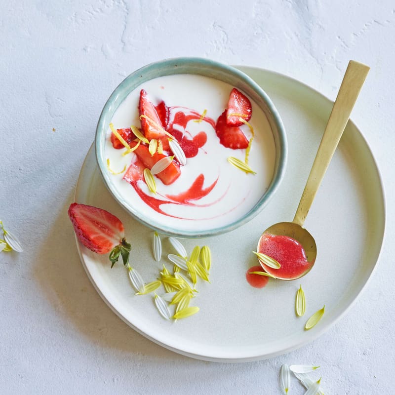 Express-Pavlova mit Erdbeeren | Migusto